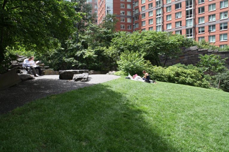 Teardrop Park – Nature in the City – Land Perspectives